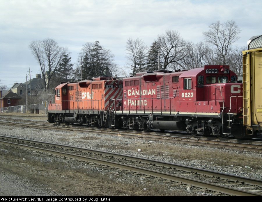 CP 8223